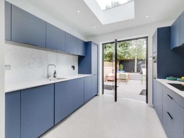 Offord Road London N1 2 bed duplex to rent £6,478 pcm £1,495 pw