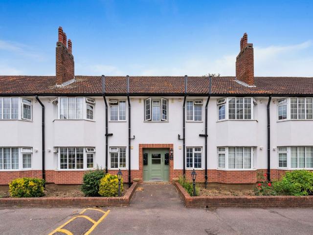 Okehampton Close, London N12, 1 bed flat to rent, £1,525 pcm | PrimeLocation