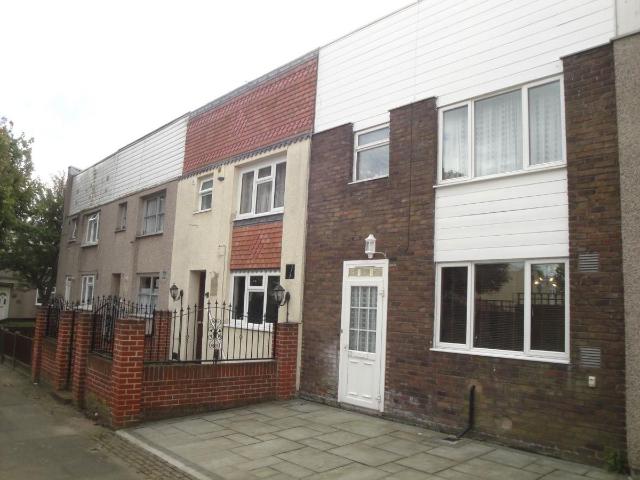 Okehampton Square, Harold Wood RM3, 3 bed terraced house to rent, £1,950 pcm | PrimeLocation