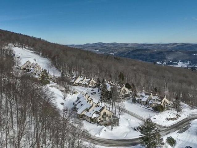 Okemo Trailside Ext Unit E, Ludlow, Condo For Sale