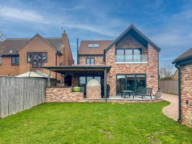 Oilmills Road, Ramsey Mereside, 6 Bedroom Detached