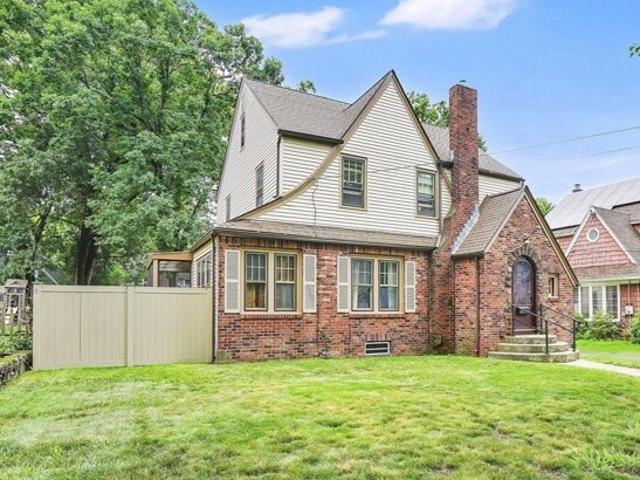 Olmsted Dr, Springfield, Home For Sale