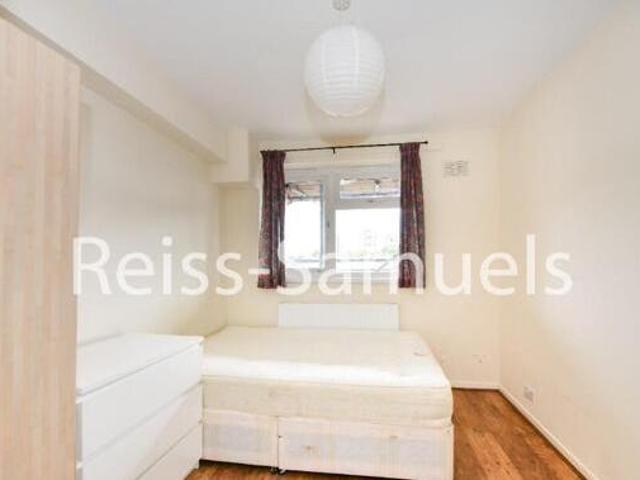 Olney Road, London, 4 Bedroom Maisonette
