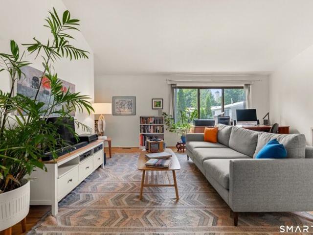 Olcott Way Unit,ridgefield, Condo For Sale
