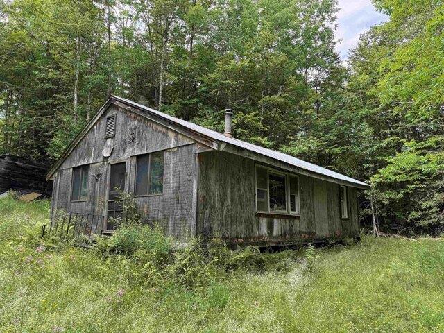 Old County Rd S, Waterford, Home For Sale