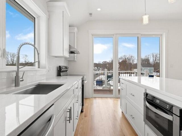 Old County Rd Unit,salisbury, Condo For Sale