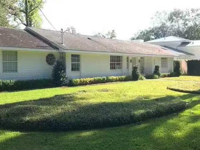 Old Covington Home with Large Yard 612 S Massachusetts St #NA