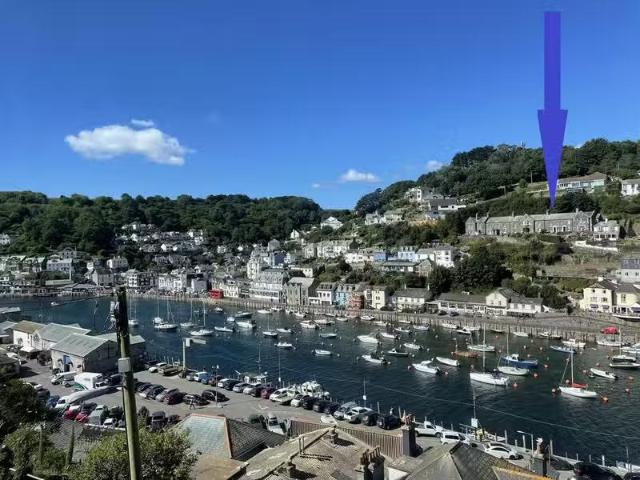 Old Coastguard Building, West Looe PL13 2 bed terraced house f.