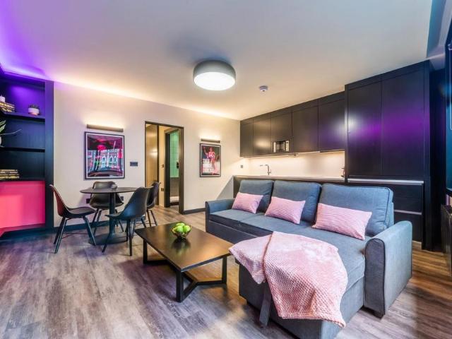 Old Compton Street, London W1D 2 bed apartment to rent £7,583 pcm £1,750 pw