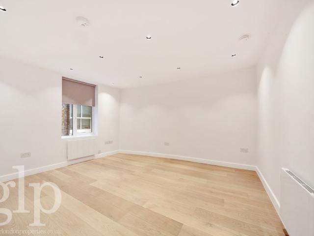Old Compton Street, Soho W1D, 1 bed flat to rent, £2,145 pcm | PrimeLocation