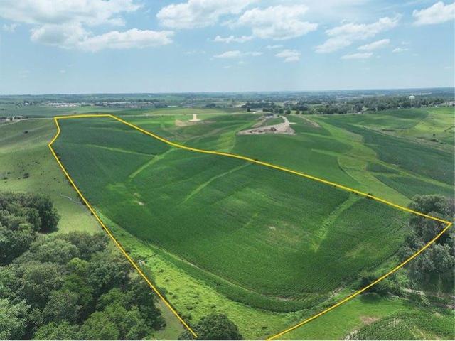 Old Cass Rd, Anamosa, IA 52205