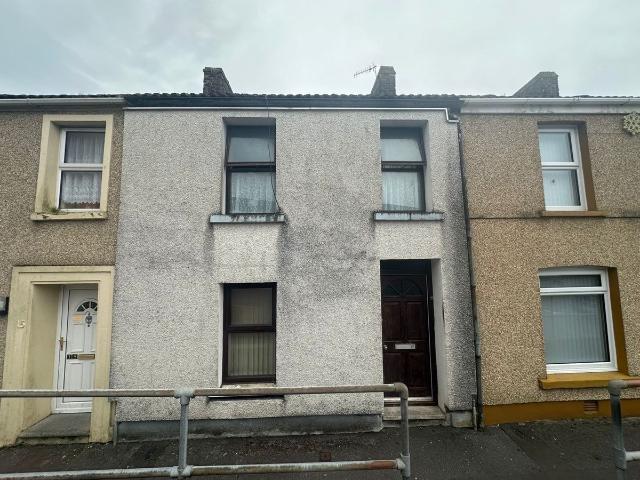 Old Castle Road, Llanelli SA15, 1 bed terraced house to rent, £375 pcm | PrimeLocation