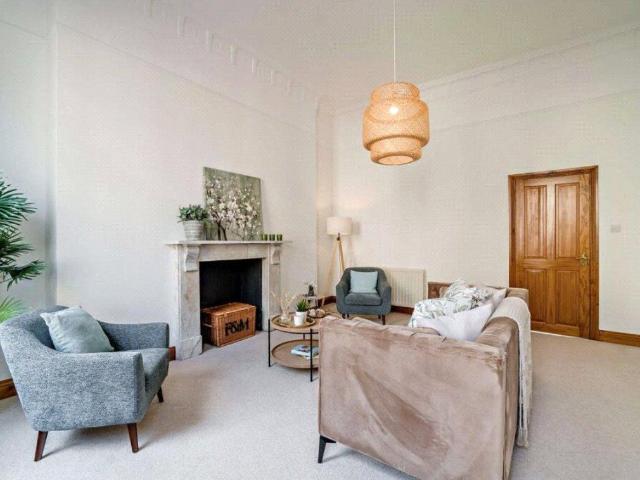 Old Castle St, London E1, 1 bed flat to rent, £2,750 pcm | PrimeLocation