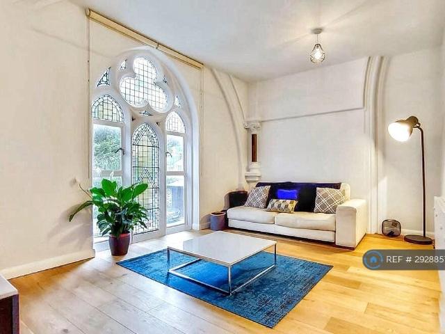 Old Church Court, London, N4 1 bed flat to rent £2,000 pcm £462 pw