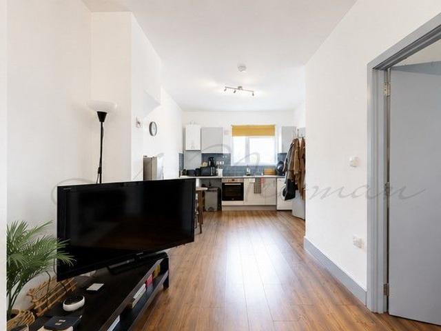 Old Church Road, London, E4