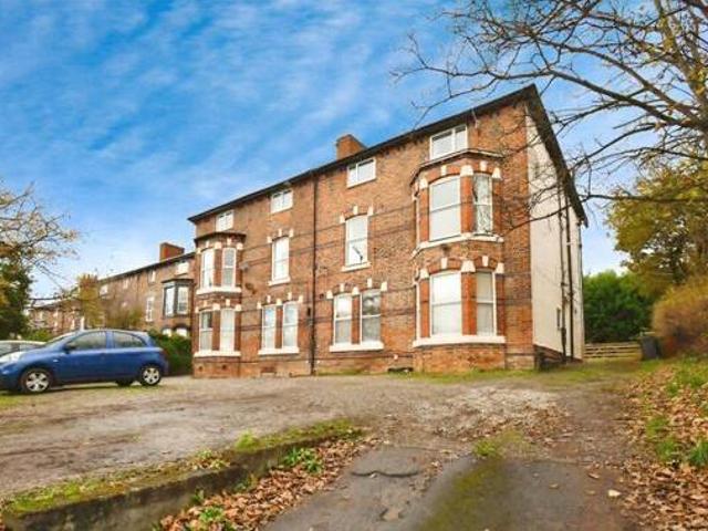 Old Chester Road, Bebington Border, 2 Bedroom Flat