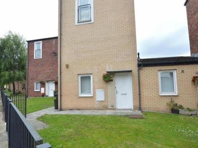 Old Chester Road, Birkenhead, 2 Bedroom Apartment