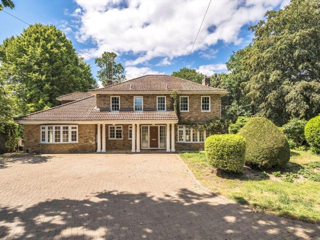 Old Avenue, Surrey KT14, 5 bed detached house to rent, £5,950 pcm | PrimeLocation