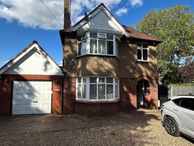 Old Bath Road, Slough, Berkshire SL3, 7 bed detached house to rent, £5,995 pcm | PrimeLocation