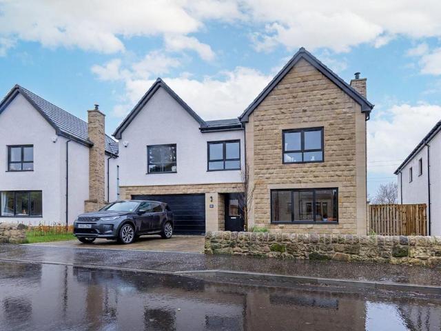 Old Balmore Road, Balmore, Glasgow, G64 5 bed detached house to rent £3,750 pcm £865 pw