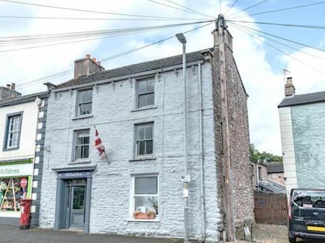 Old Bank House, Market Street, 3 Bedroom End