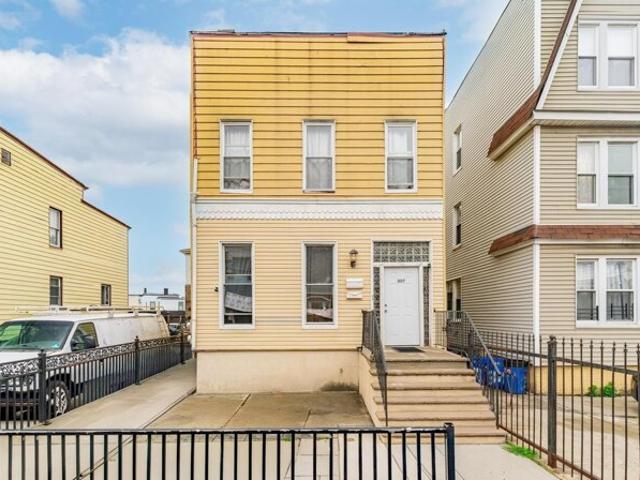 Old Bergen Rd, Jersey City, Home For Sale