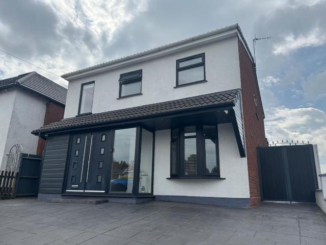 Old Birmingham Road, Marlbrook, Bromsgrove B60, 4 bed property to rent, £2,200 pcm | PrimeLocation