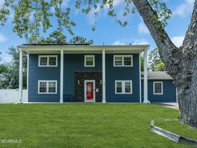 Old Bridge Dr, Howell, Home For Sale