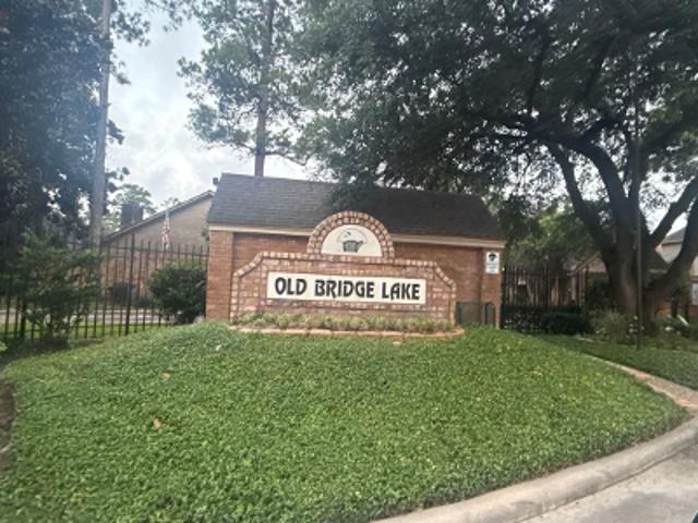 Old Bridge Lk