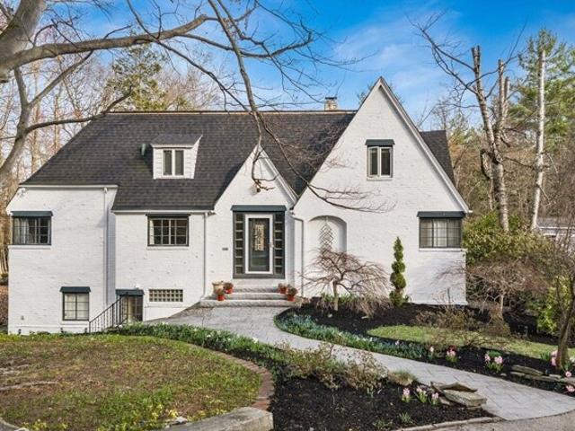 Old Brook Dr, Worcester, Home For Sale