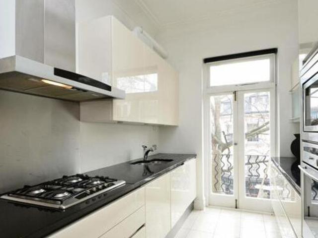 Old Brompton Road, Earls Court, 2 Bedroom Flat