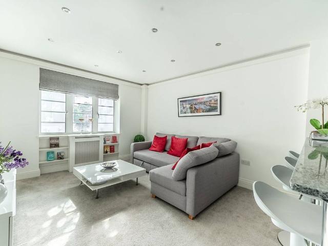 Old Brompton Road, Earls Court, London SW5, 1 bed flat to rent, £3,879 pcm | PrimeLocation
