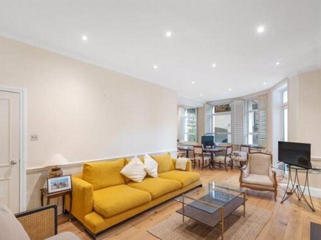 Old Brompton Road, London, 2 Bedroom Flat