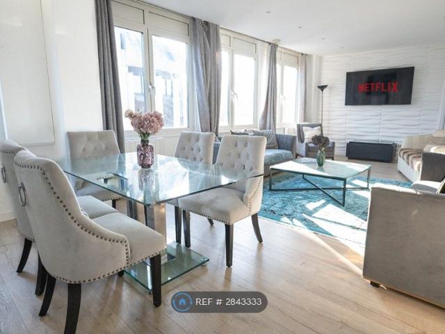 Old Brompton Road, London SW3, 3 bed flat to rent, £8,333 pcm | PrimeLocation