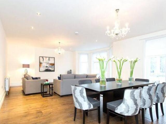 Old Brompton Road, South Kensington, 4 Bedroom Flat