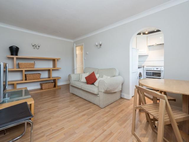 Old Brompton Rd, South Kensington, Gloucester Rd SW5, 1 bed flat to rent, £2,500 pcm | PrimeLocation