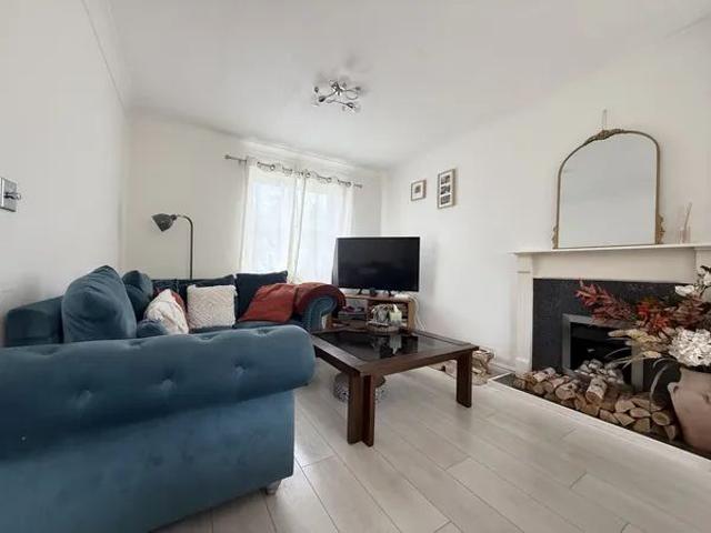 Old Gloucester Road, Cheltenham, GL51