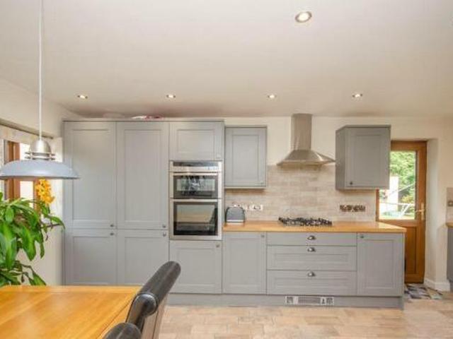 Old Gloucester Road, Frenchay, 4 Bedroom Semi detached