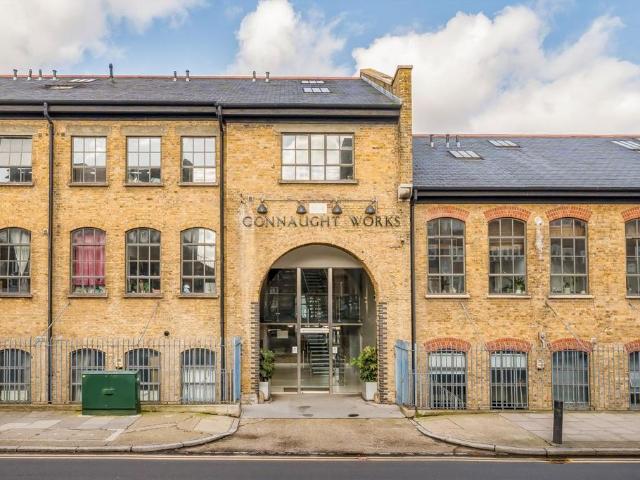 Old Ford Road, London E3 1 bed flat to rent £2,050 pcm £473 pw