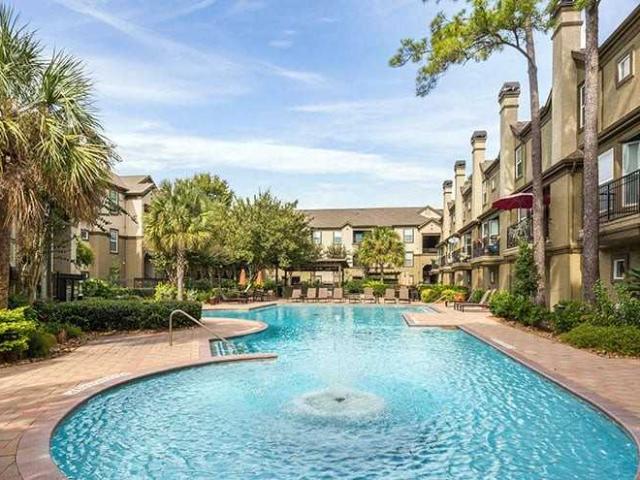 Old Farm Apartment Homes 3 Bedroom Apartment for Rent at 2500 Old Farm Rd, Houston, TX 77063 Woodlake Briar Meadow