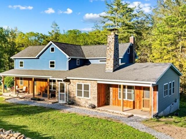 Old Farm Ln, White Haven, Home For Sale