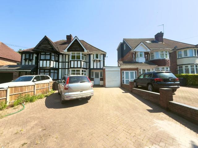 Old Farm Road, Birmingham B33, 3 bed property to rent, £1,450 pcm | PrimeLocation