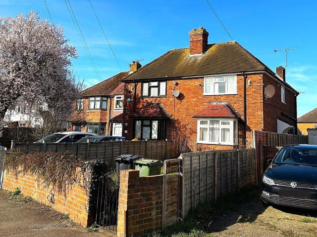 Old Farm Road, Guildford GU1, 3 bed semi detached house to rent, £2,200 pcm | PrimeLocation