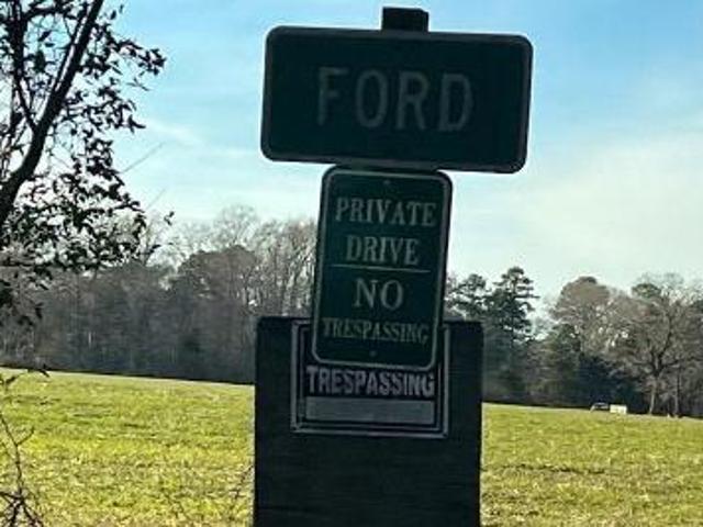 Old Ferry Rd