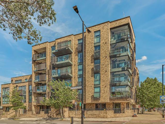 Old Kent Road, Bermondsey SE1, 2 bed flat to rent, £2,600 pcm | PrimeLocation