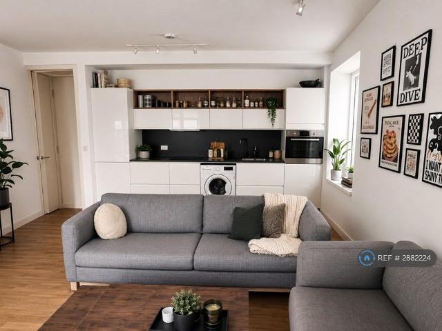 Old Kent Road, London, SE1 2 bed flat to rent £2,449 pcm £565 pw
