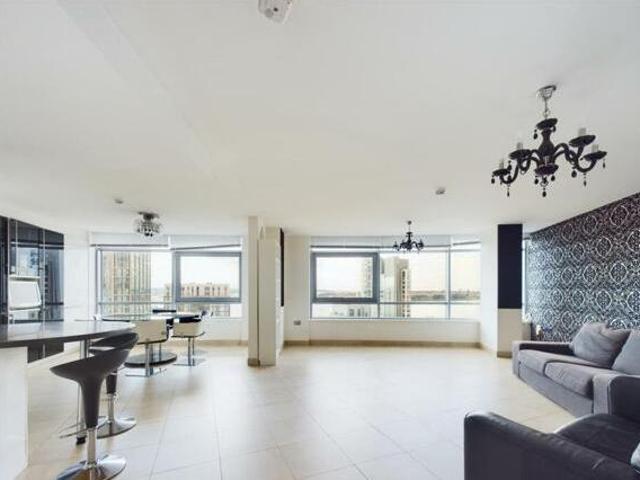 Old Hall Street, Liverpool, 3 Bedroom Apartment