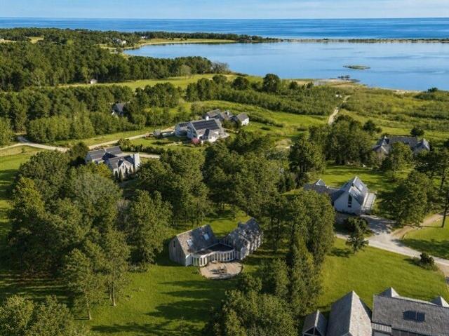 Old Harbor Ln, Oak Bluffs, Home For Sale