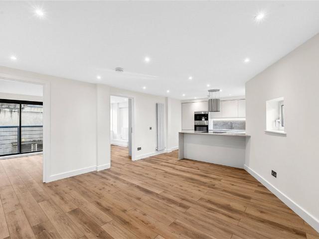Old Jamaica Road, London SE16, 2 bed flat to rent, £3,200 pcm | PrimeLocation