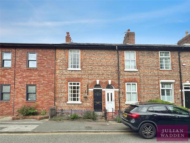 Old Oak Street, Didsbury, Manchester. 2 bed terraced house to rent £1,550 pcm £358 pw